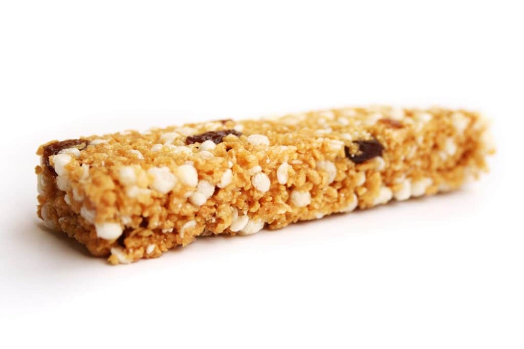 Tips For Choosing the Best Food Bars and Energy Drinks | Univ Living